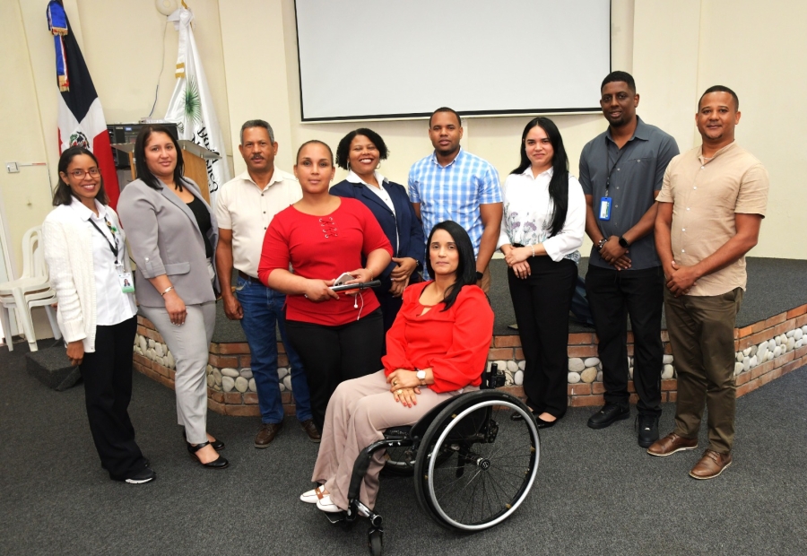 Jardín Botánico Nacional | JBN - CONADIS capacita al personal del JBN ...